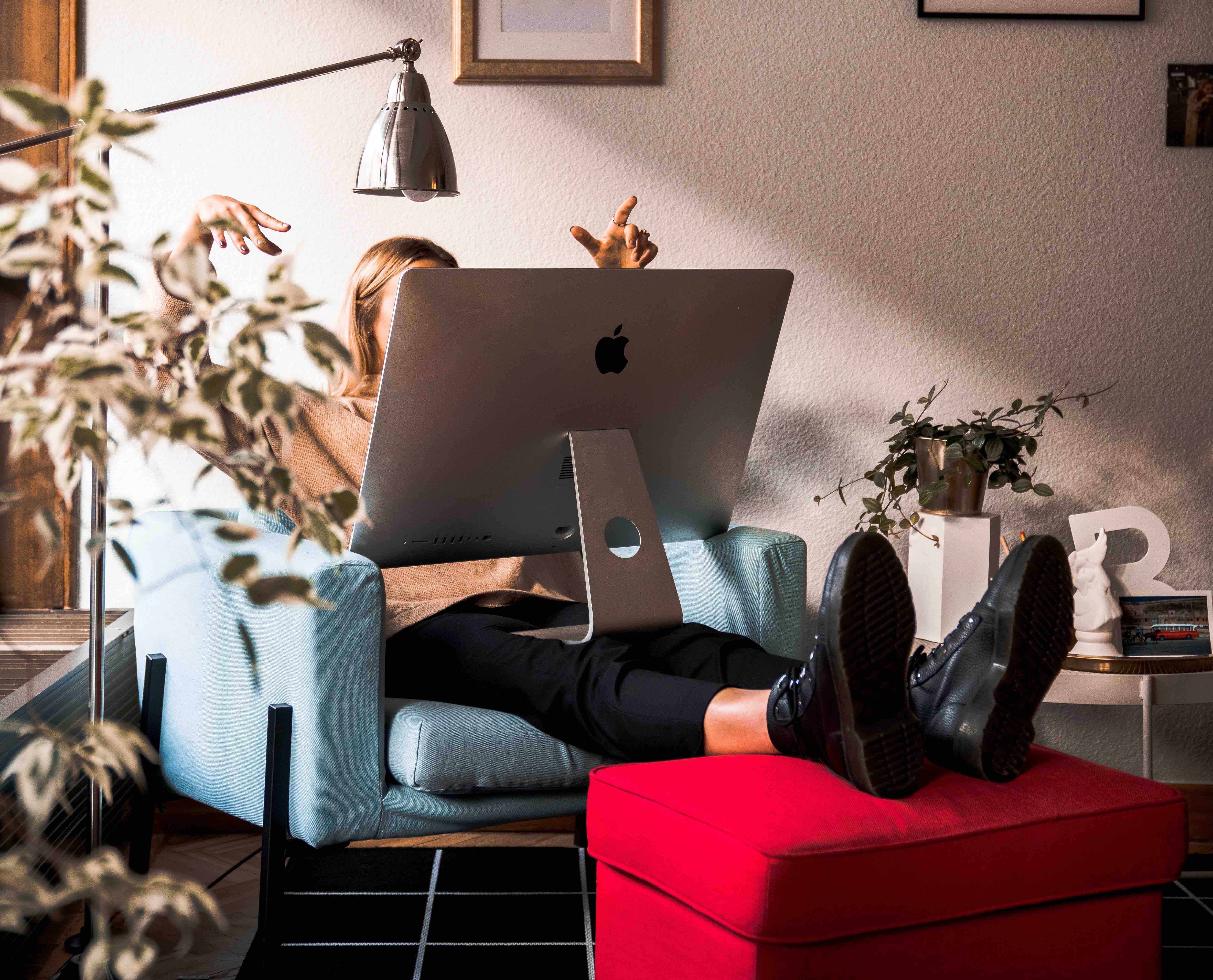 7 Tips to Help You Succeed While Working From Home | Advisorpedia
