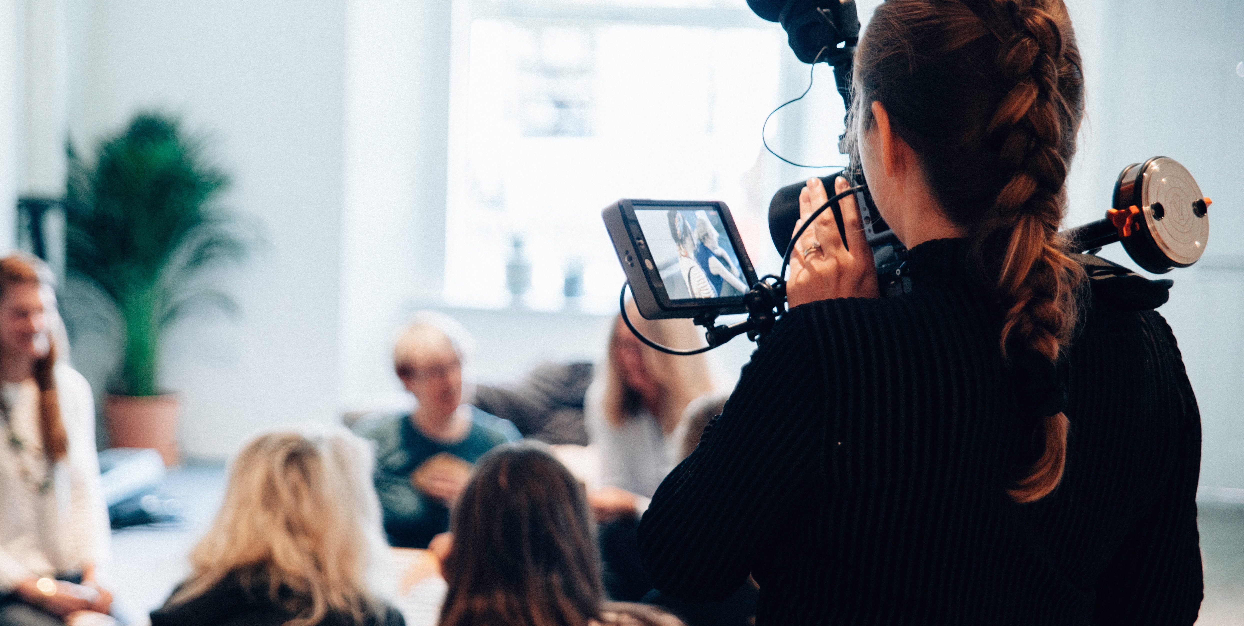 Being Comfortable In Front of the Camera With Matt Bleistein | Advisorpedia